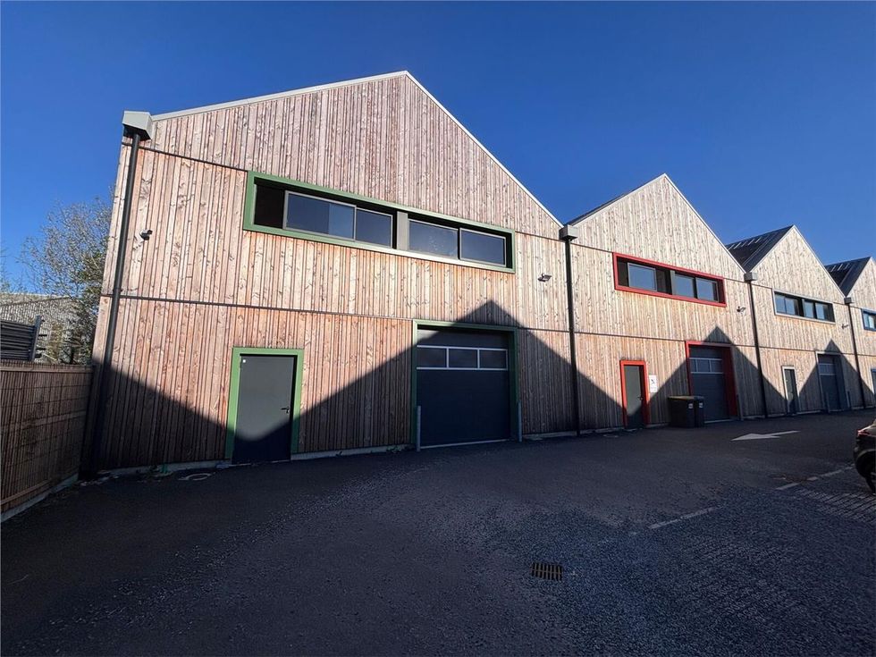 Location locaux d'activité Saint-Herblain - Proche zone Atlantis ...